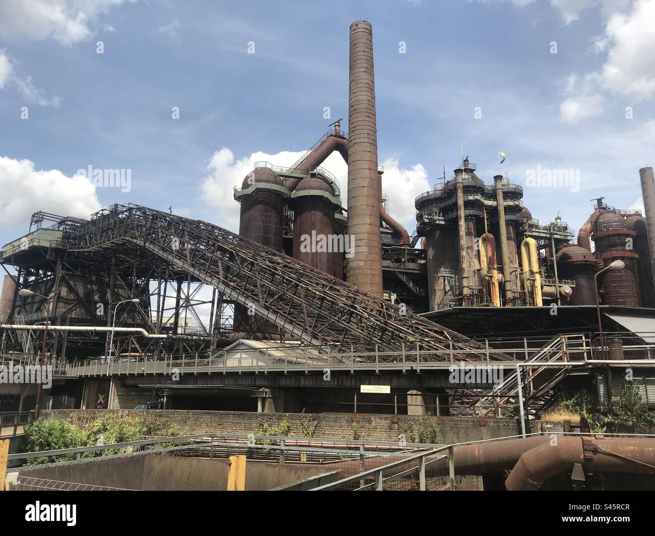 Iron silhouette hi-res stock photography and images - Alamy