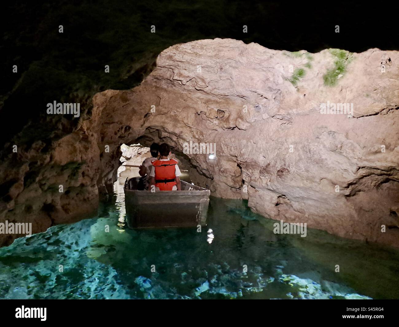 Boat in Lake Cave Tapolca (Tapolcai Tavasbarlang), Tapolca, Hungary ...