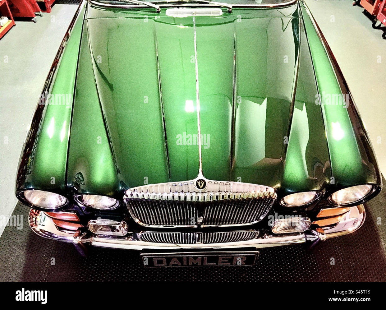 1973 daimler hi-res stock photography and images - Alamy