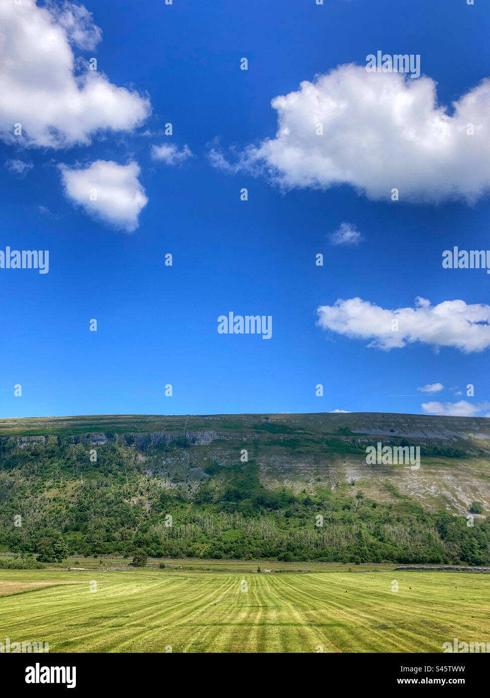 Hawkswick hi-res stock photography and images - Alamy