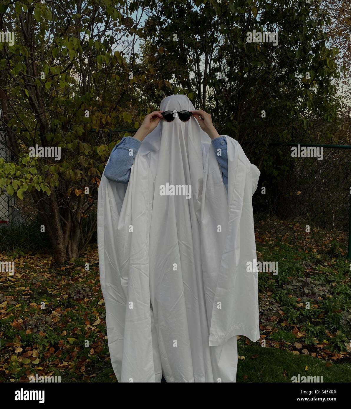 Ghost in costume hi-res stock photography and images - Alamy