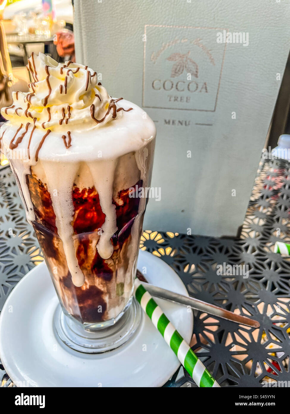 Milkshake dessert hi-res stock photography and images - Alamy