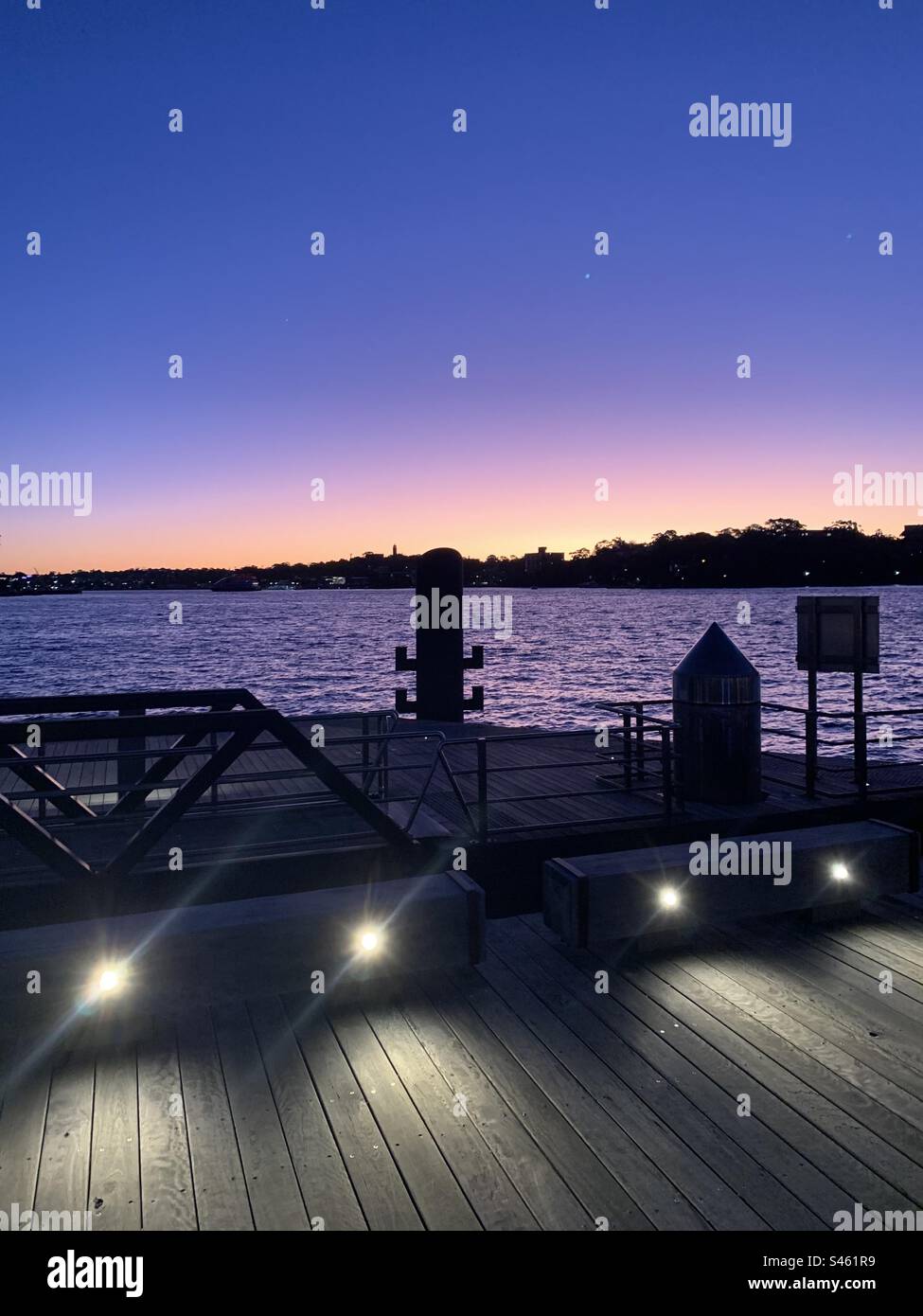 Barangaroos hi-res stock photography and images - Alamy