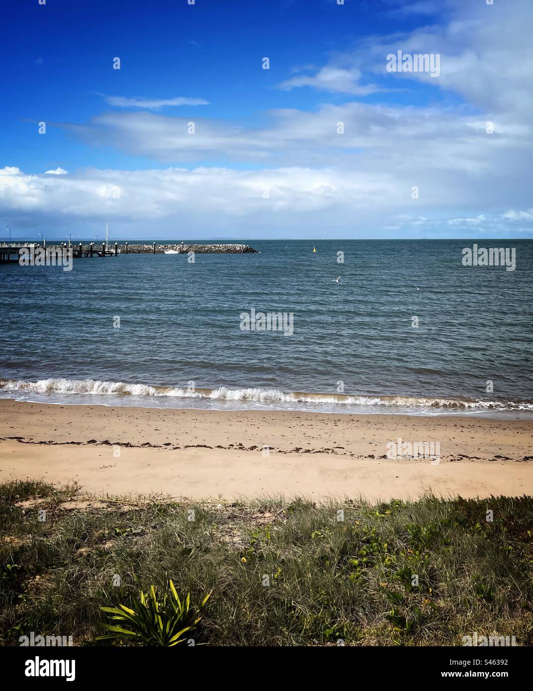 Coastal breakwall hi-res stock photography and images - Alamy