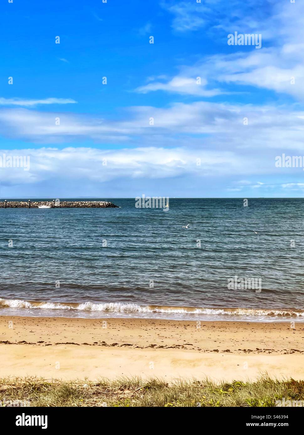Coastal breakwall hi-res stock photography and images - Alamy