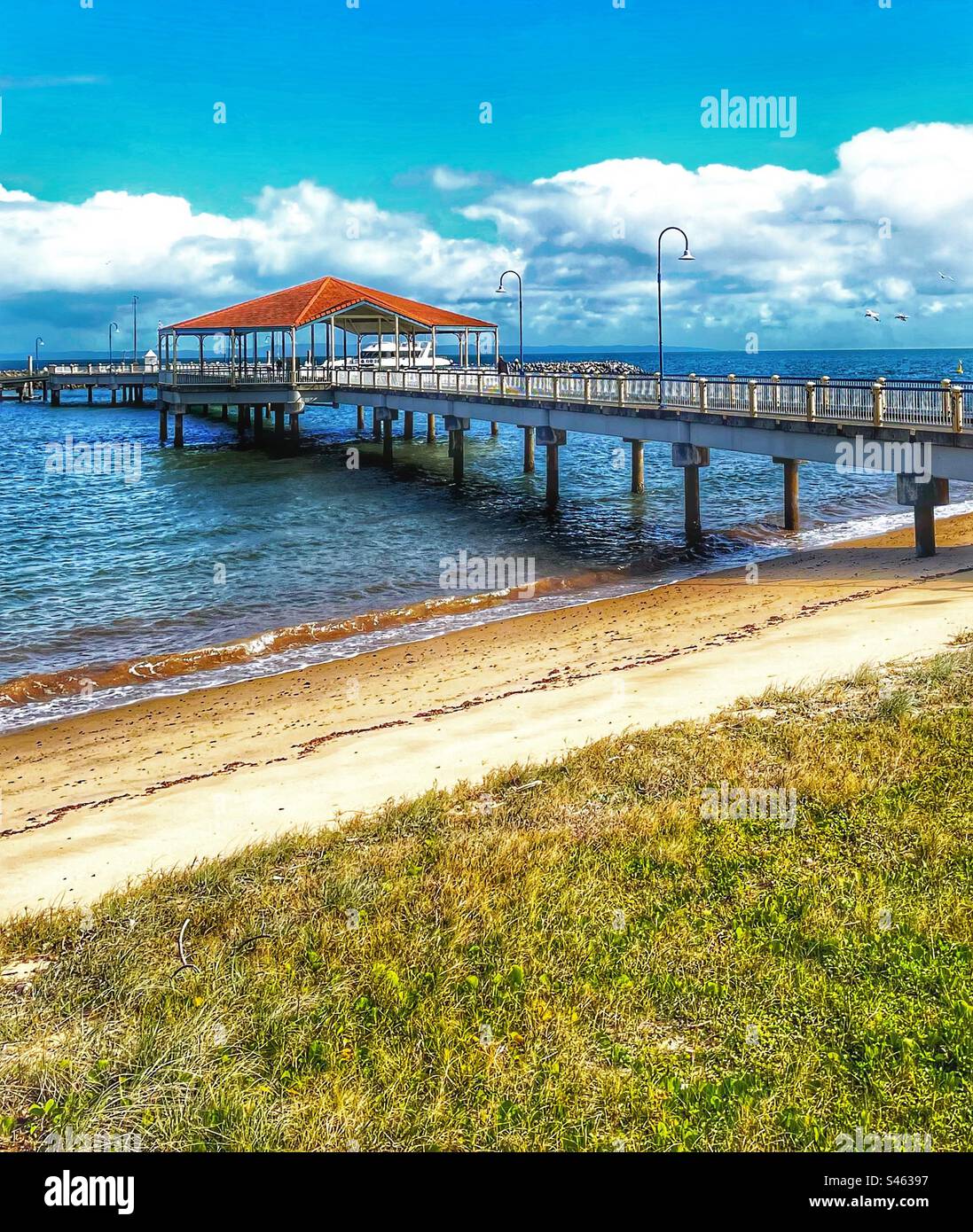 Jetty railing hi-res stock photography and images - Alamy
