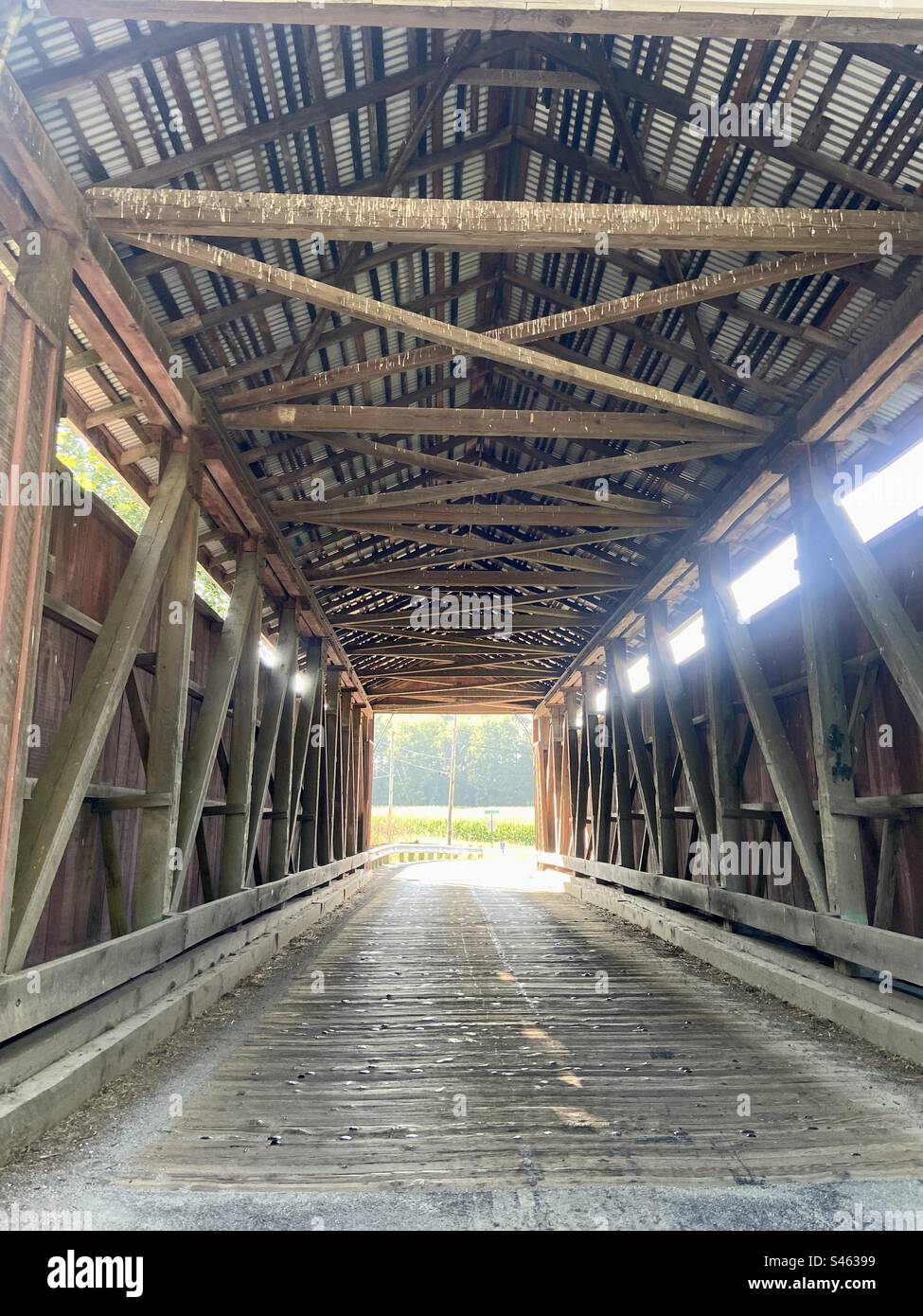 Covers bridge hi-res stock photography and images - Alamy