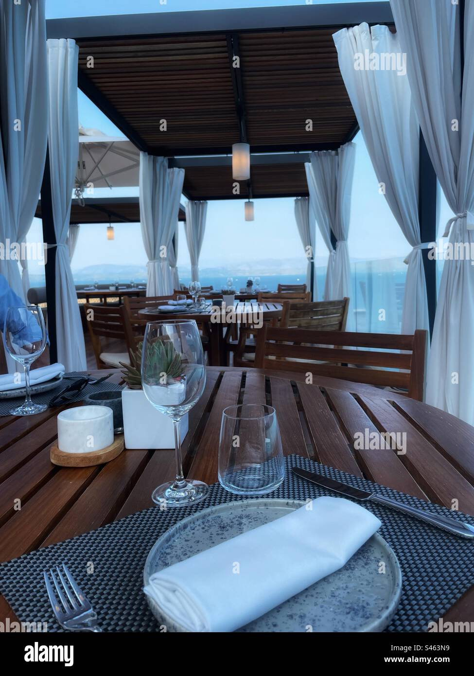 Angsana hi-res stock photography and images - Alamy