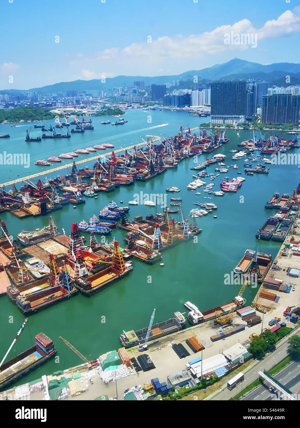 The port of Hong Kong Stock Photo - Alamy