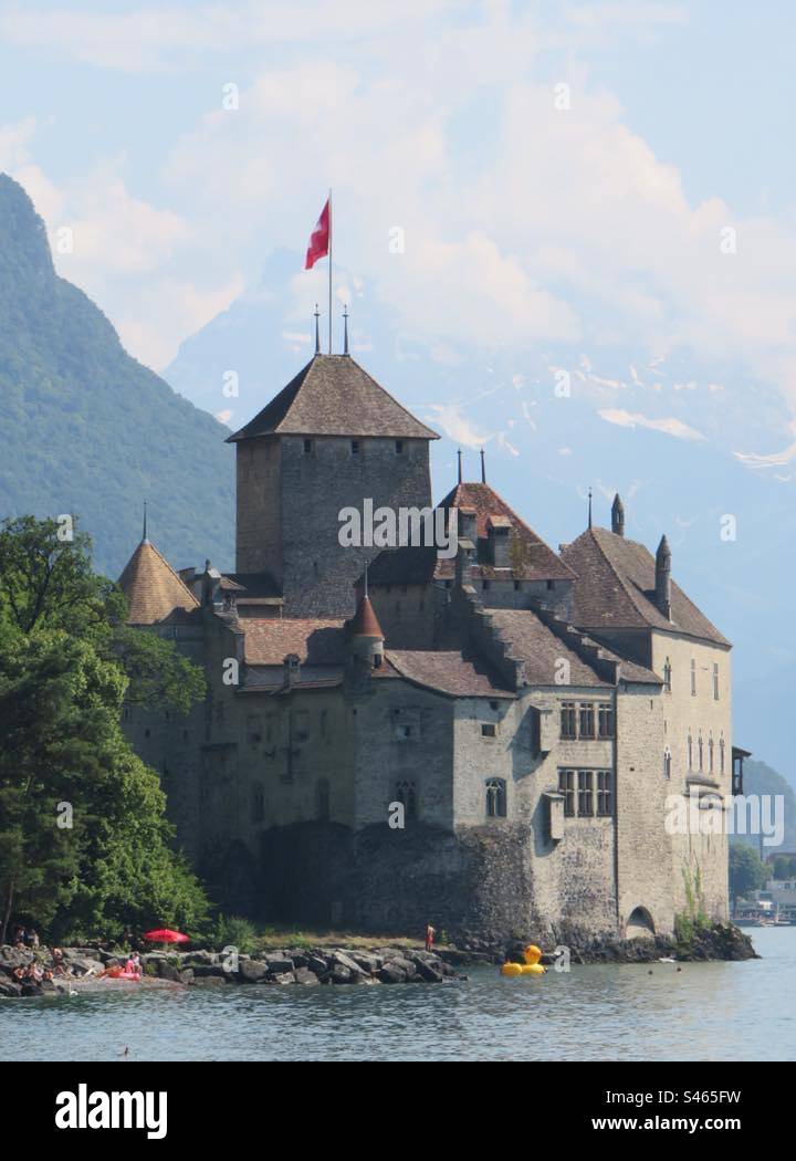 Chillon schloss schweiz hi-res stock photography and images - Alamy