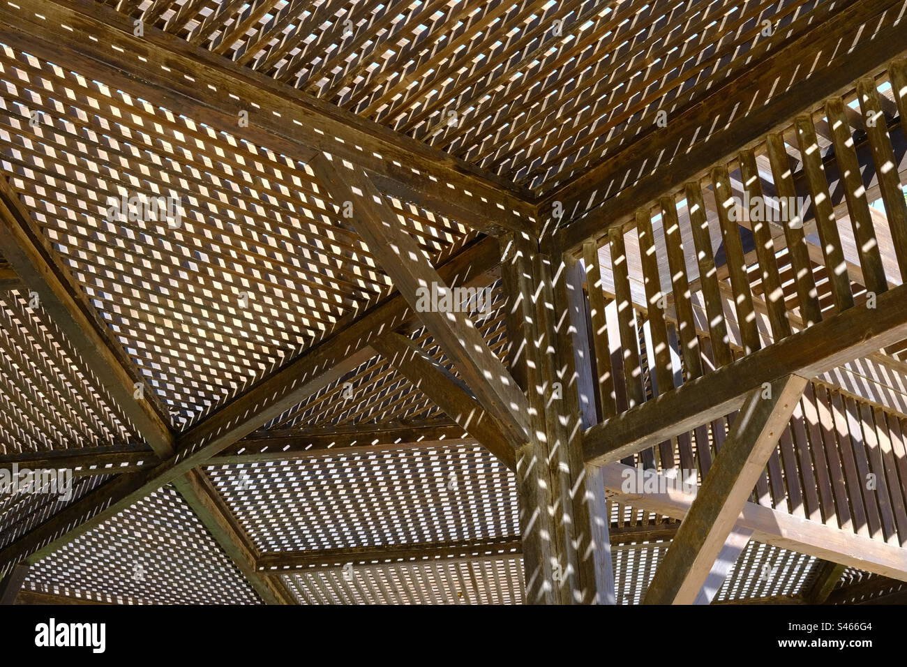 Wood roof structure hi-res stock photography and images - Alamy