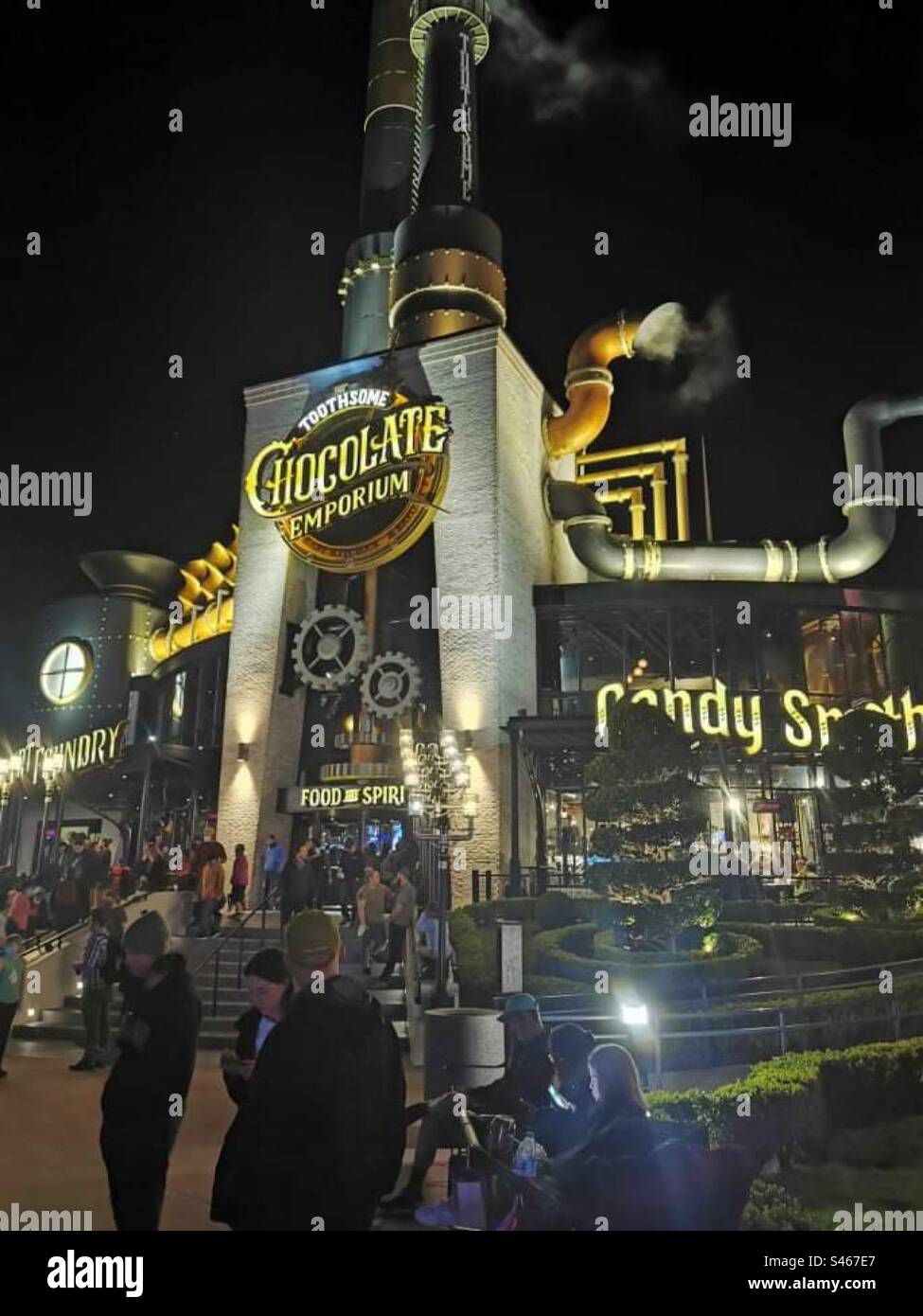 Toothsome chocolate emporium hi-res stock photography and images - Alamy
