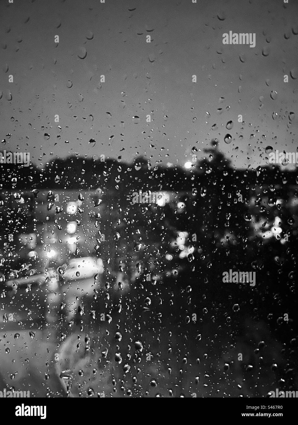 Rainy raindrops hi-res stock photography and images - Alamy