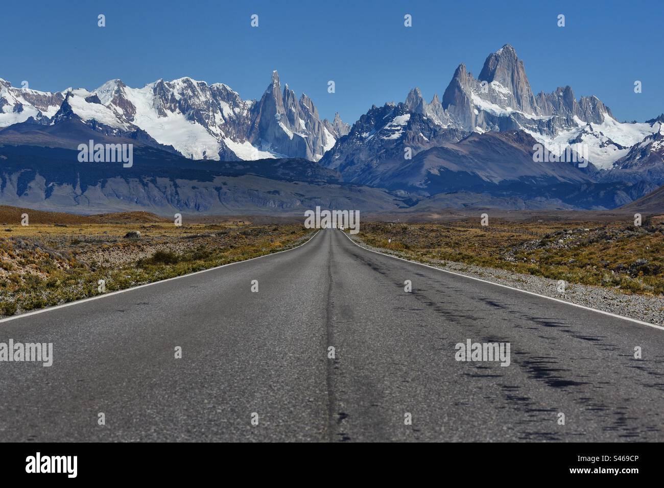Fitz roy road hi-res stock photography and images - Alamy