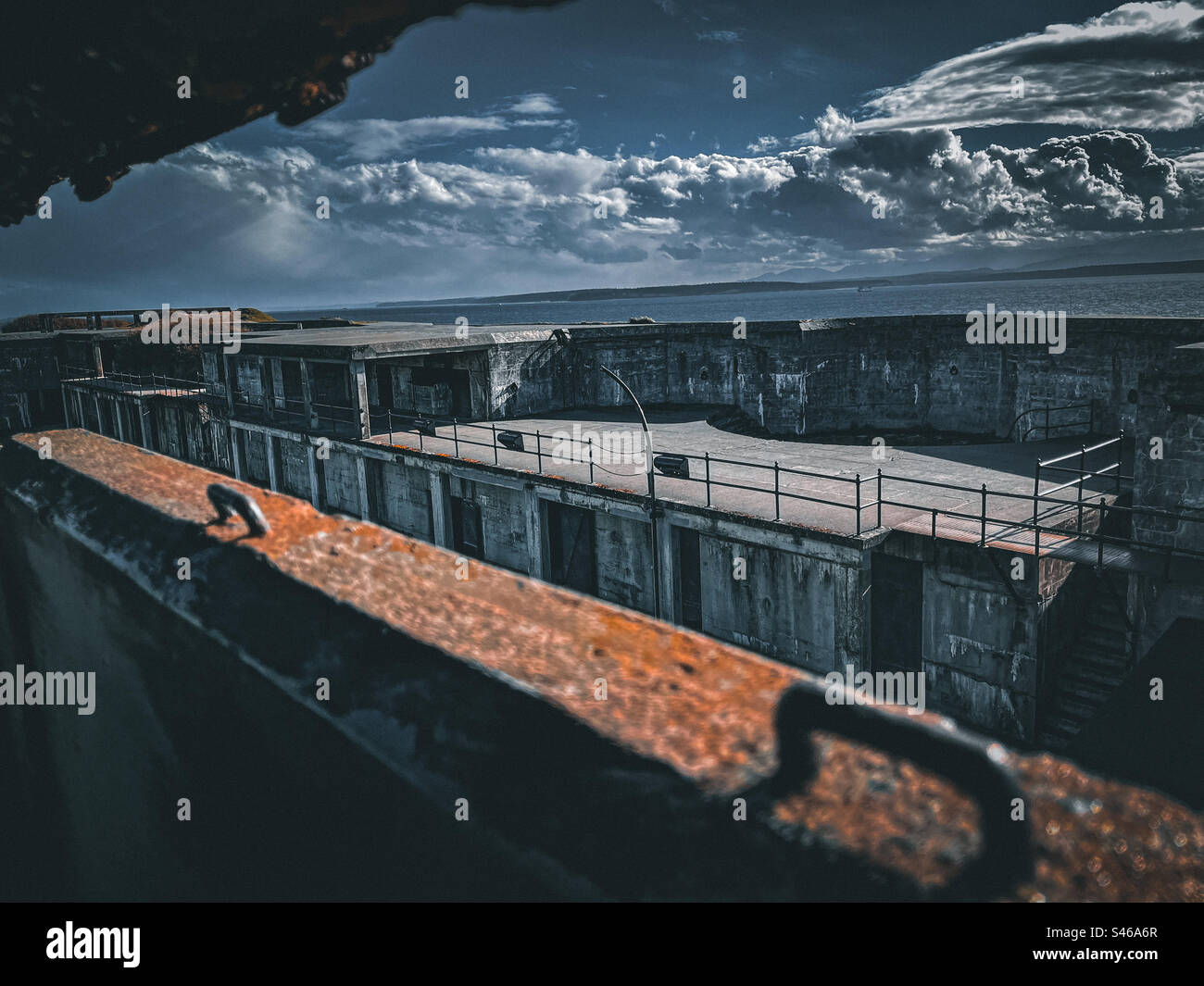 Fort water hi-res stock photography and images - Alamy
