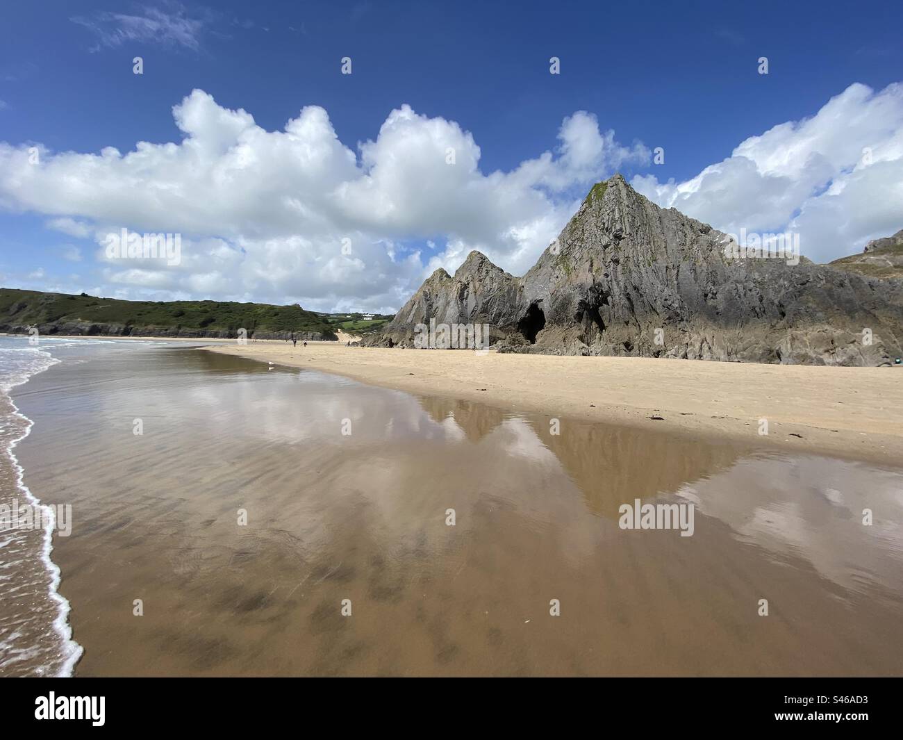 Three Cliffs Bay, Gower Stock Photo - Alamy