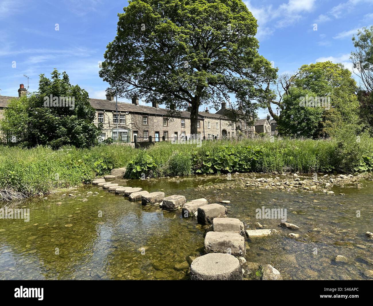 Village of gargrave hi-res stock photography and images - Alamy