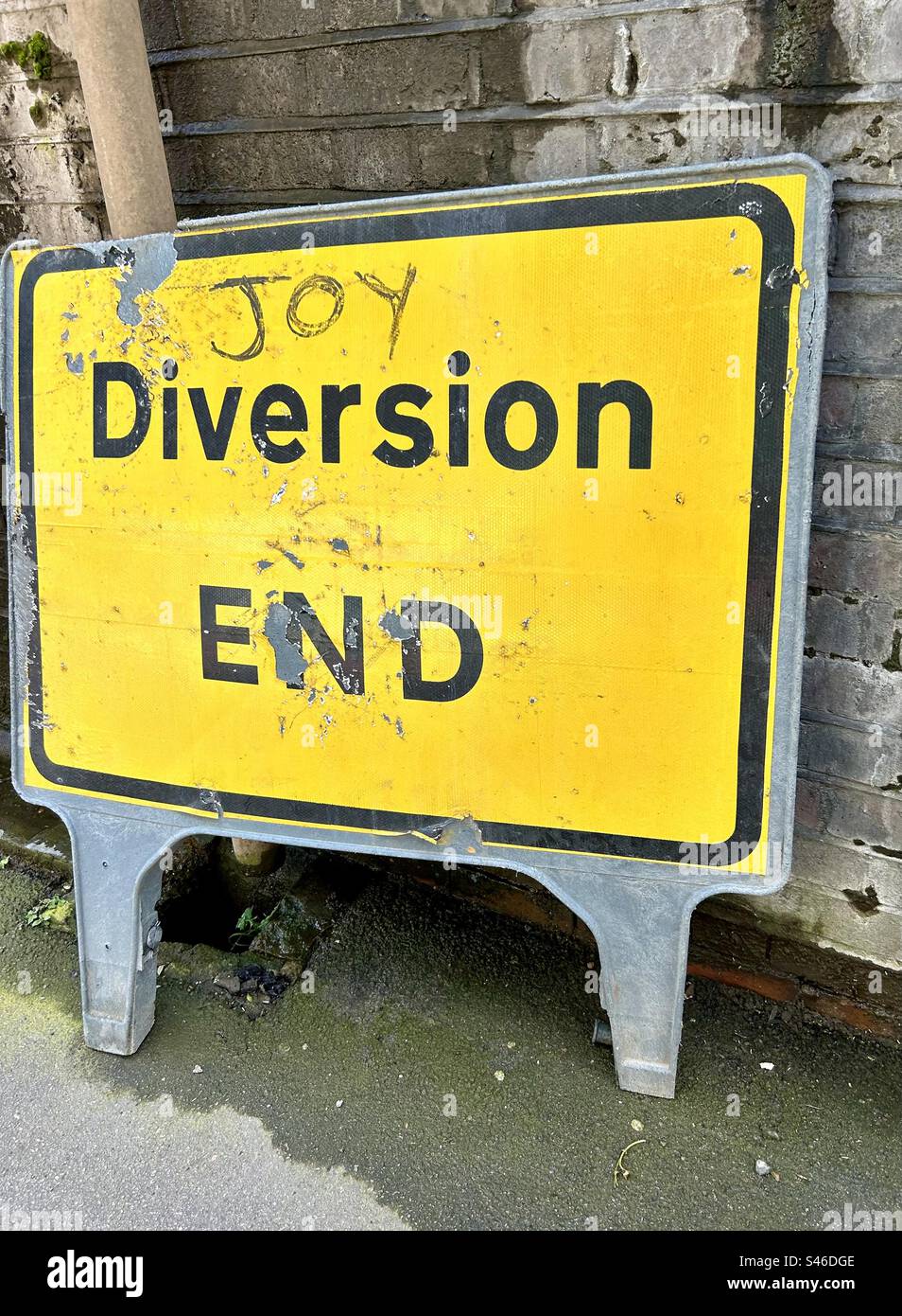 Diversion sign hi-res stock photography and images - Alamy