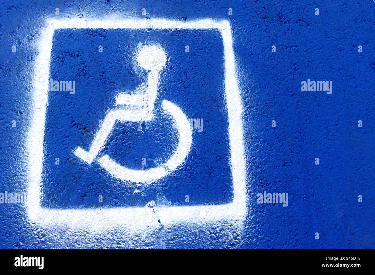 Disabled sign hi-res stock photography and images - Alamy