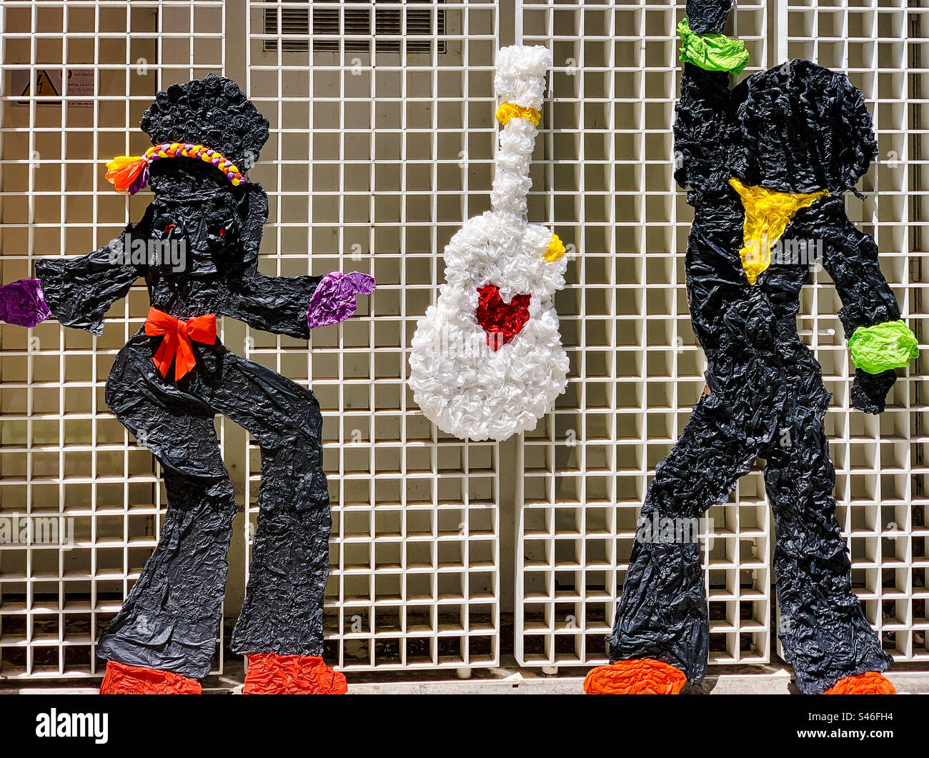 Paper decorations of funky disco dancers Stock Photo - Alamy