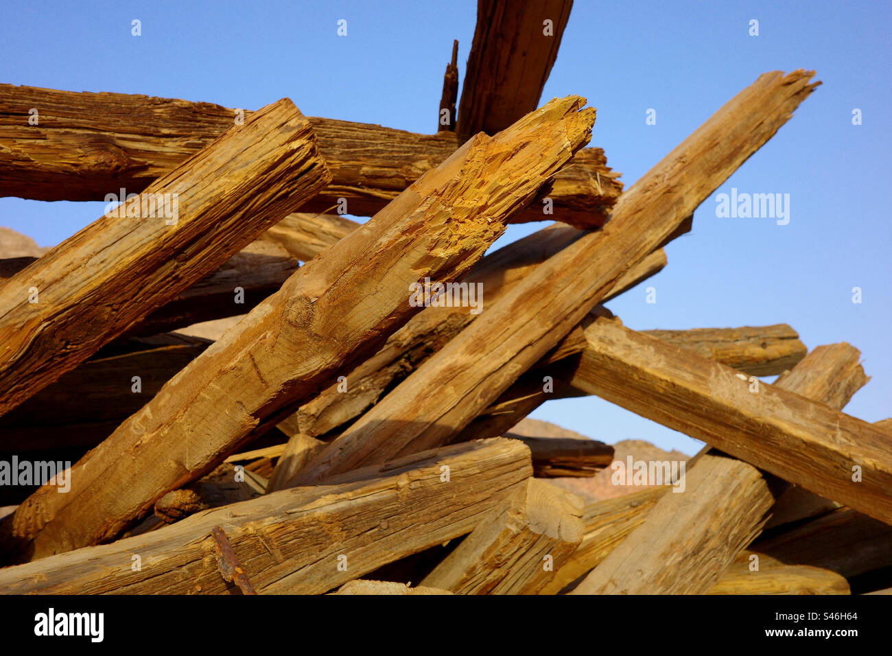 Wood beams hi-res stock photography and images - Alamy
