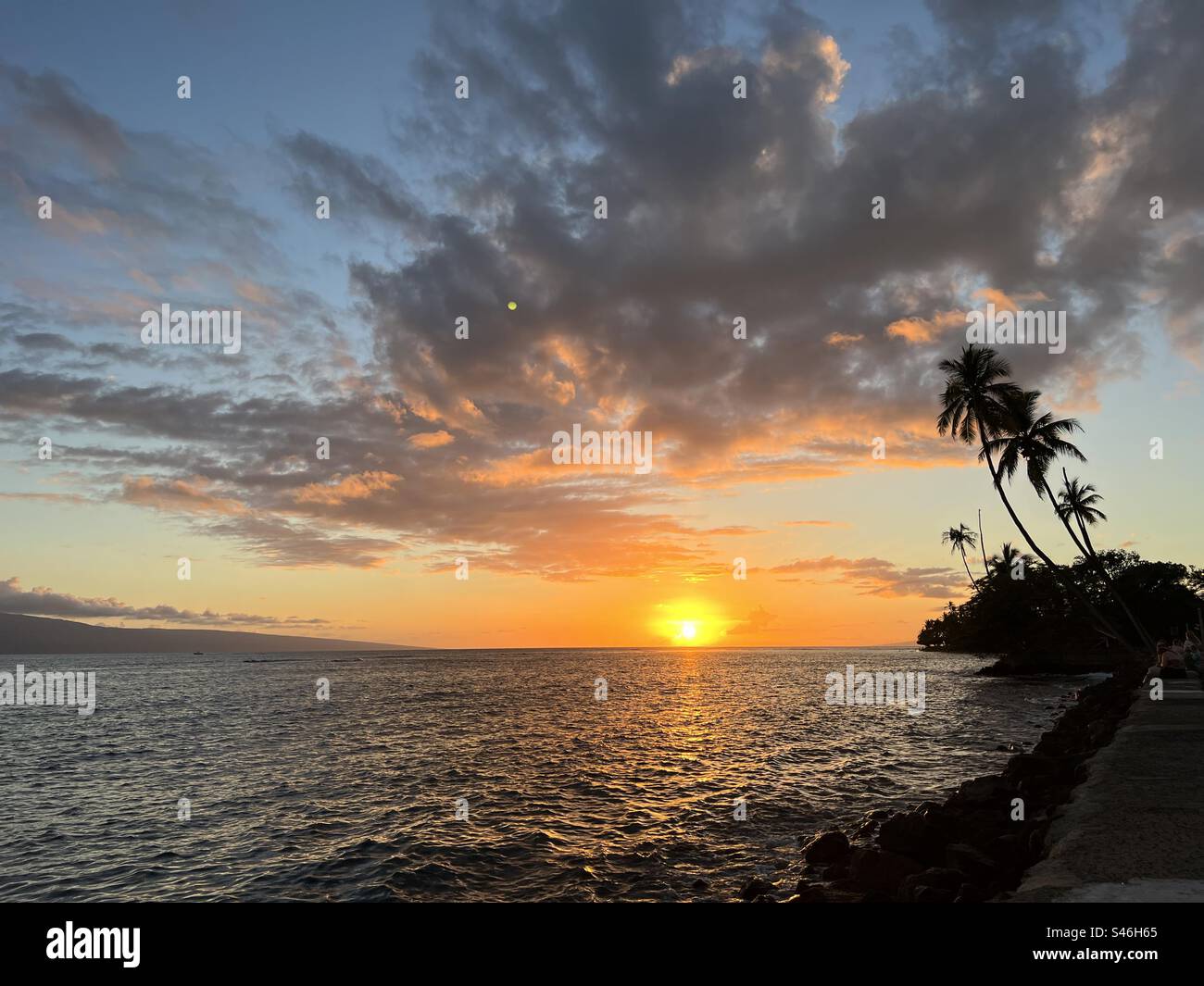 Sunset as seen from Lahaina, Maui, Hawaii before the fires Stock Photo ...