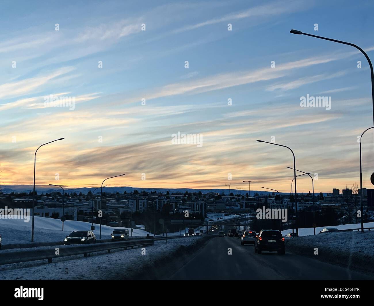 Winter street hi-res stock photography and images - Alamy