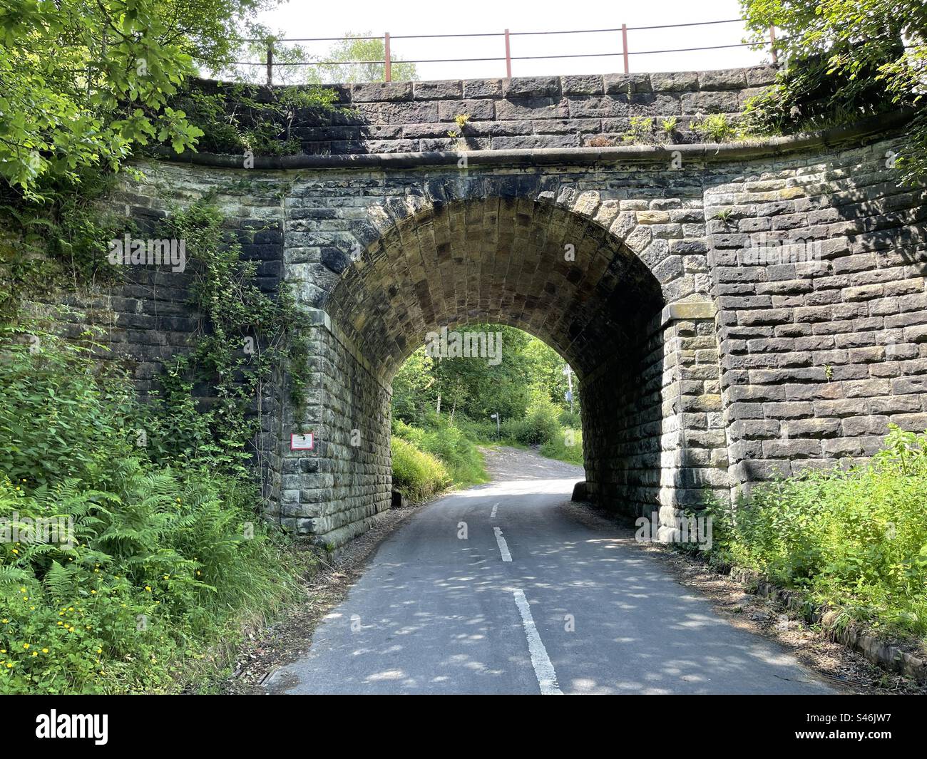 Stone built railway bridge hi-res stock photography and images - Alamy