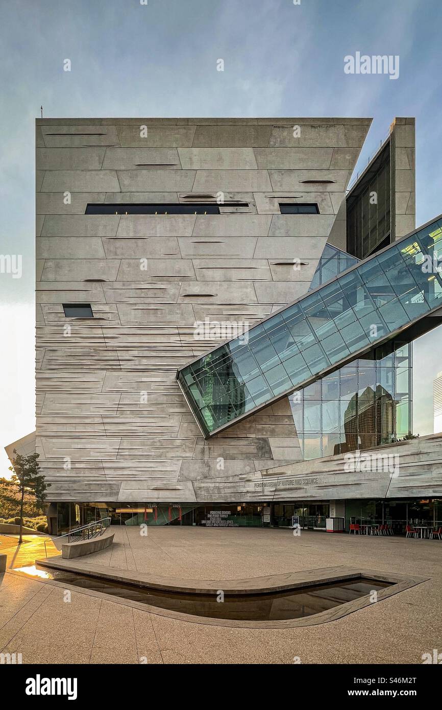 Perot Museum of Nature and Science in Dallas Stock Photo - Alamy