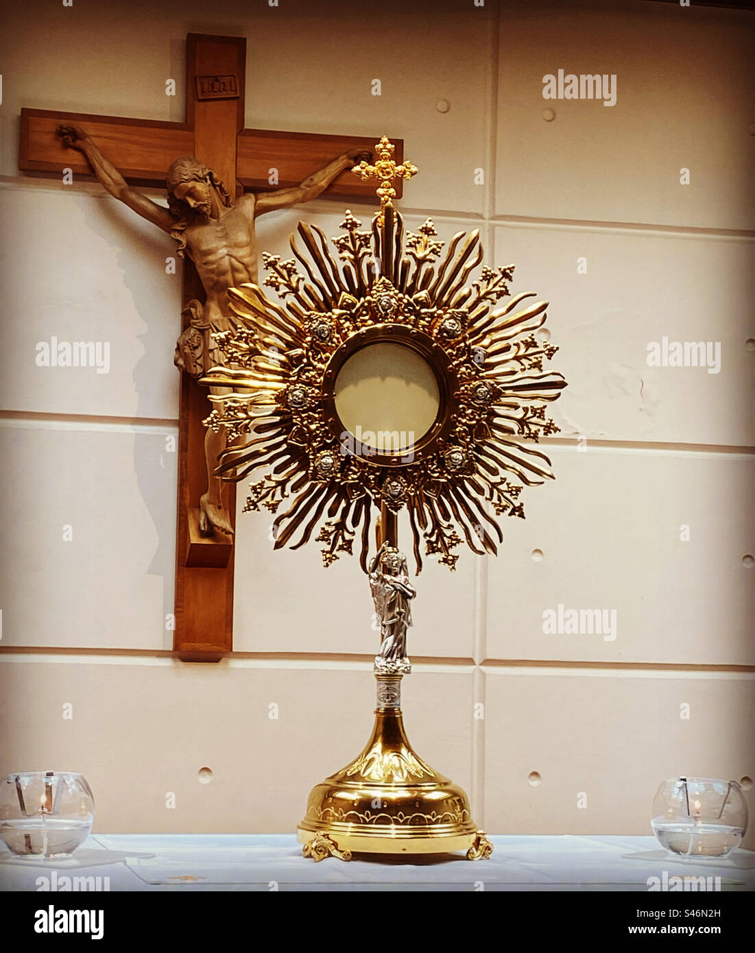 Religious display hi-res stock photography and images - Alamy