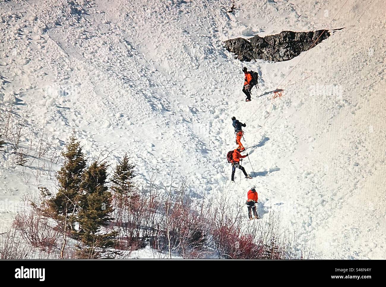 Cascade falls banff national hi-res stock photography and images - Alamy