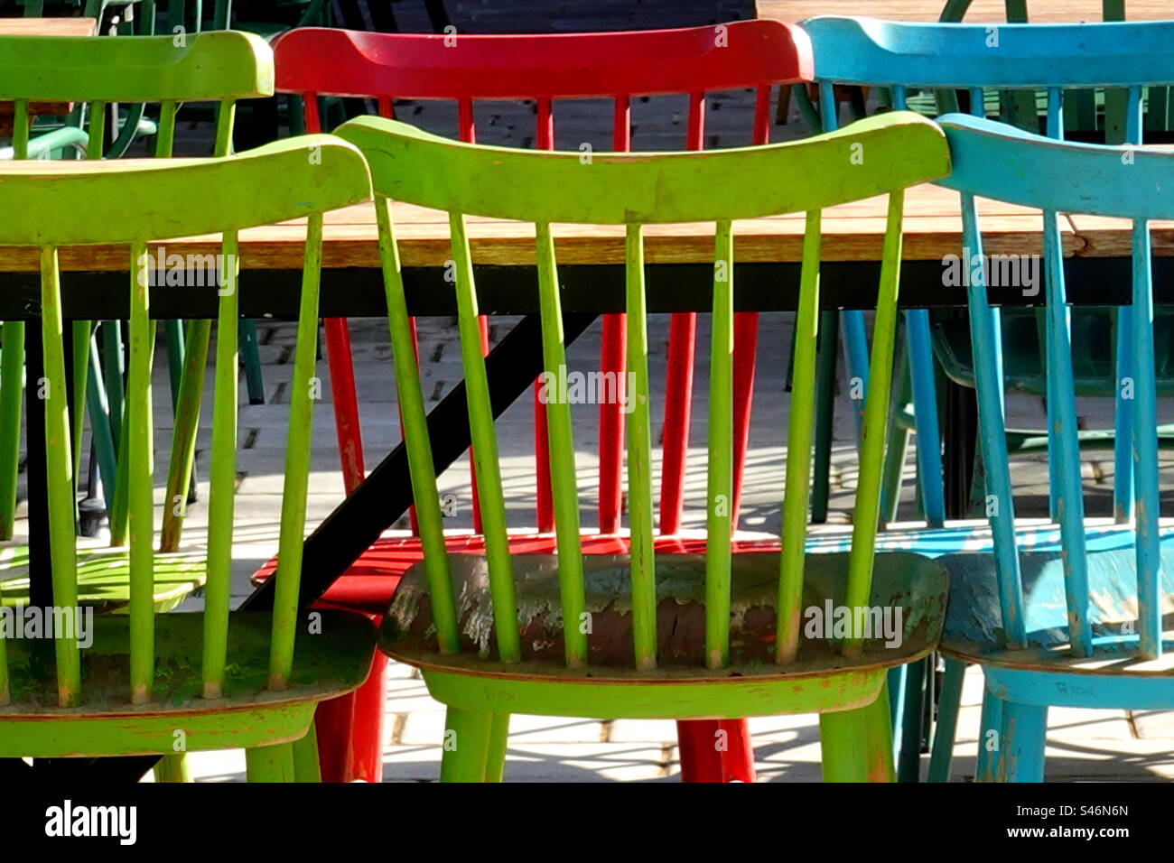 Vibrant chairs hi-res stock photography and images - Alamy