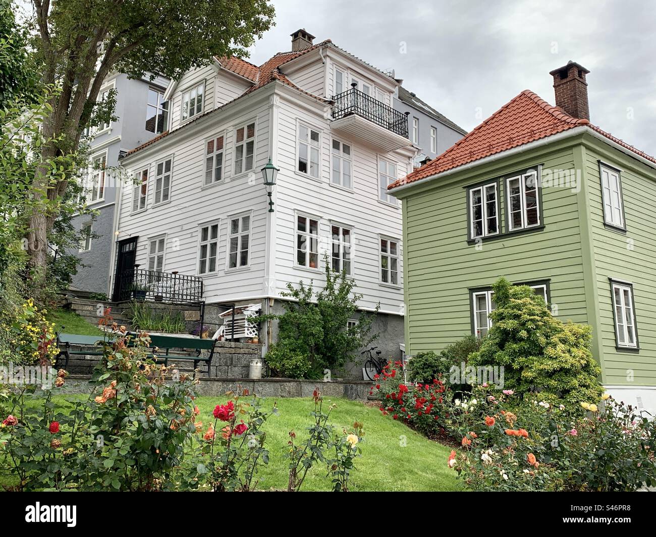 Traditional Norwegian homes in Bergen Stock Photo - Alamy