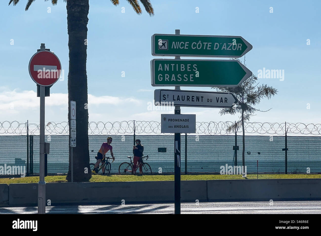 Côte d’azur cycle hi-res stock photography and images - Alamy