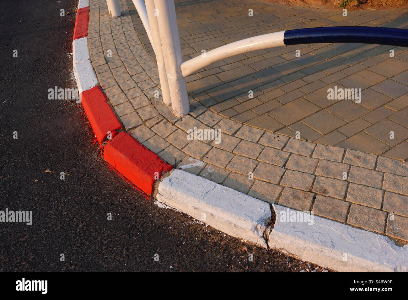 Corner marking hi-res stock photography and images - Alamy