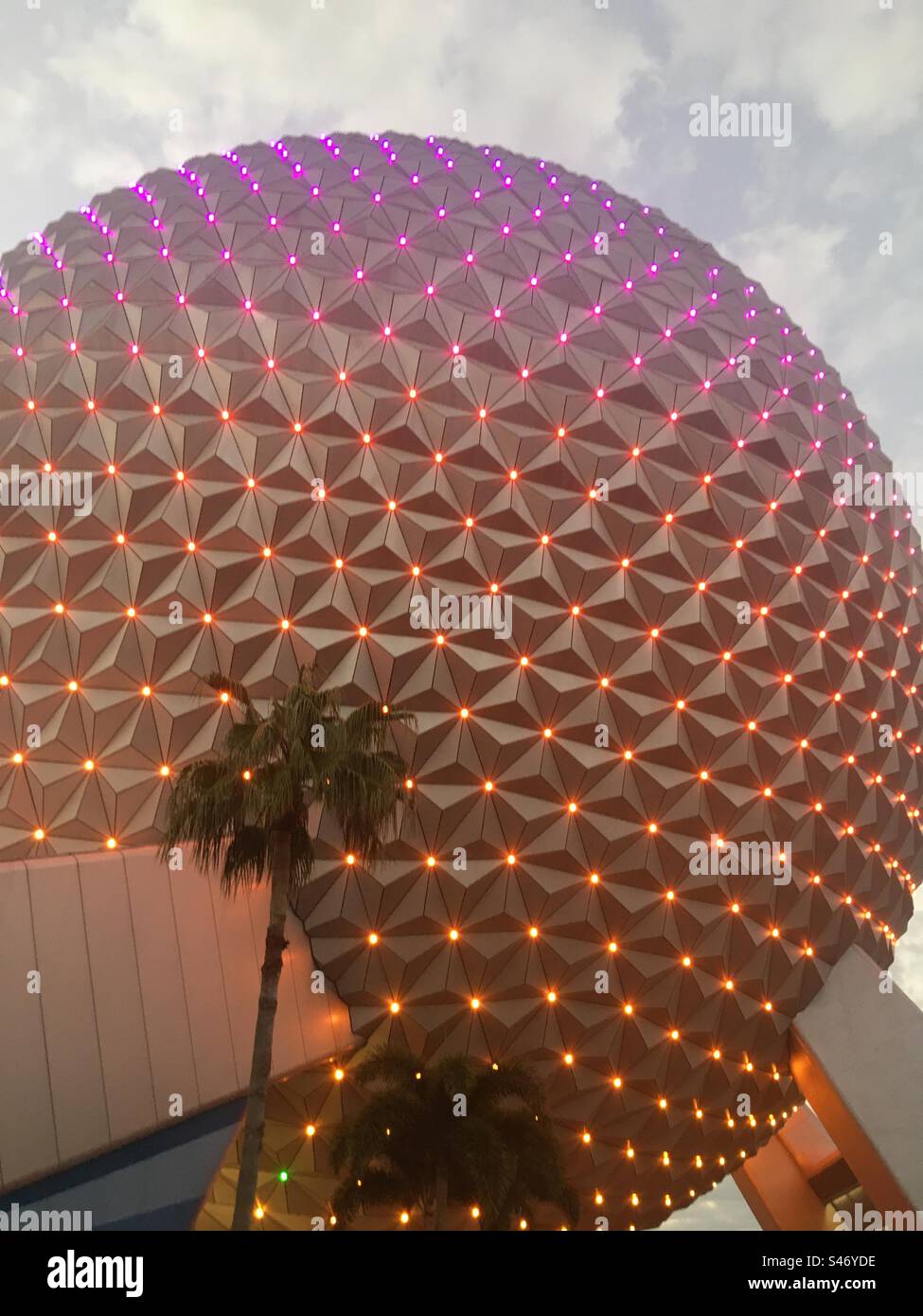 Thème disney hi-res stock photography and images - Alamy