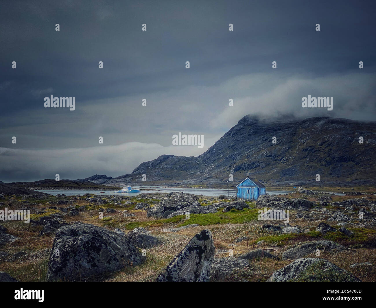 Greenland iceberg kayak hi-res stock photography and images - Alamy