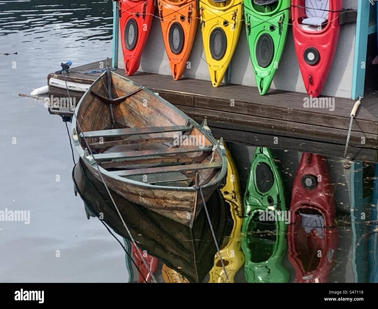 Wooden row boat hi-res stock photography and images - Alamy