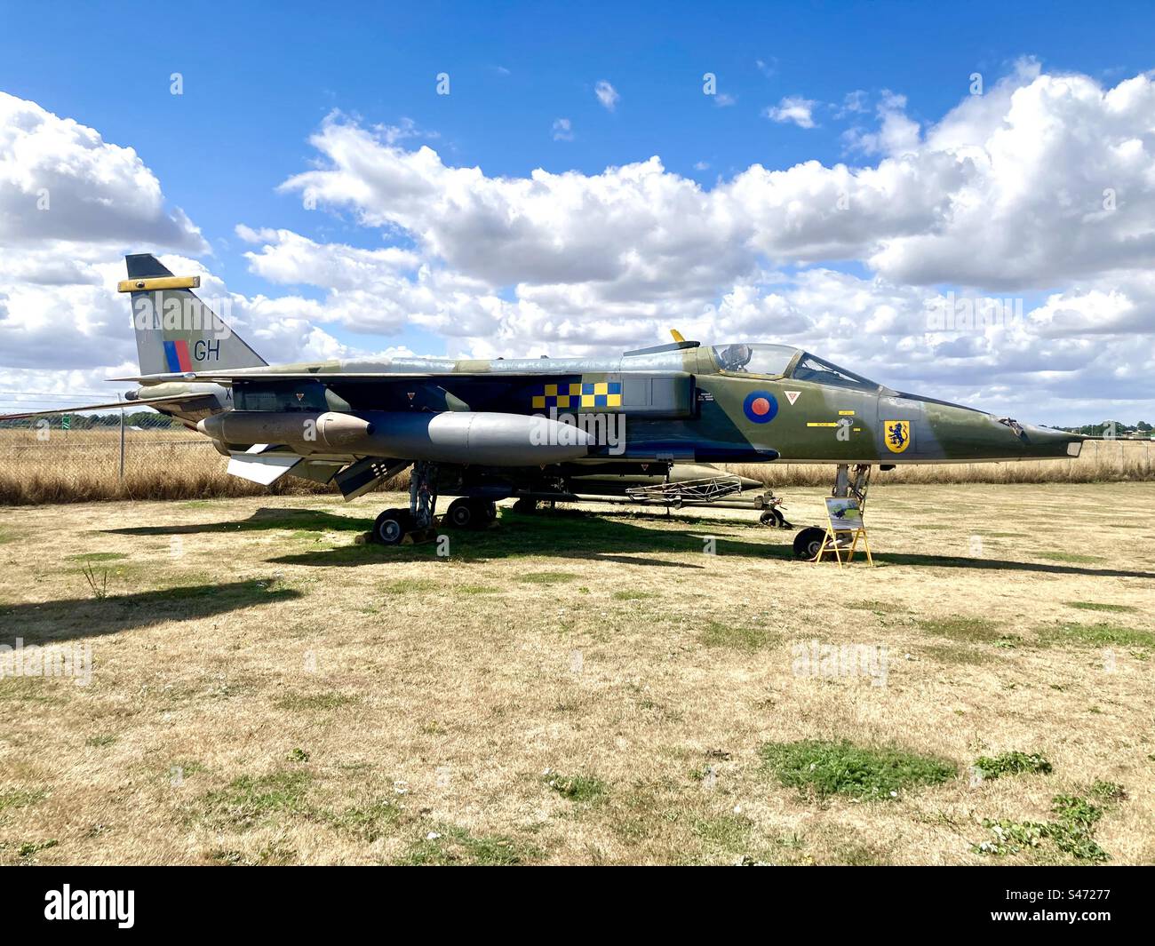 Jaguar aircraft hi-res stock photography and images - Alamy