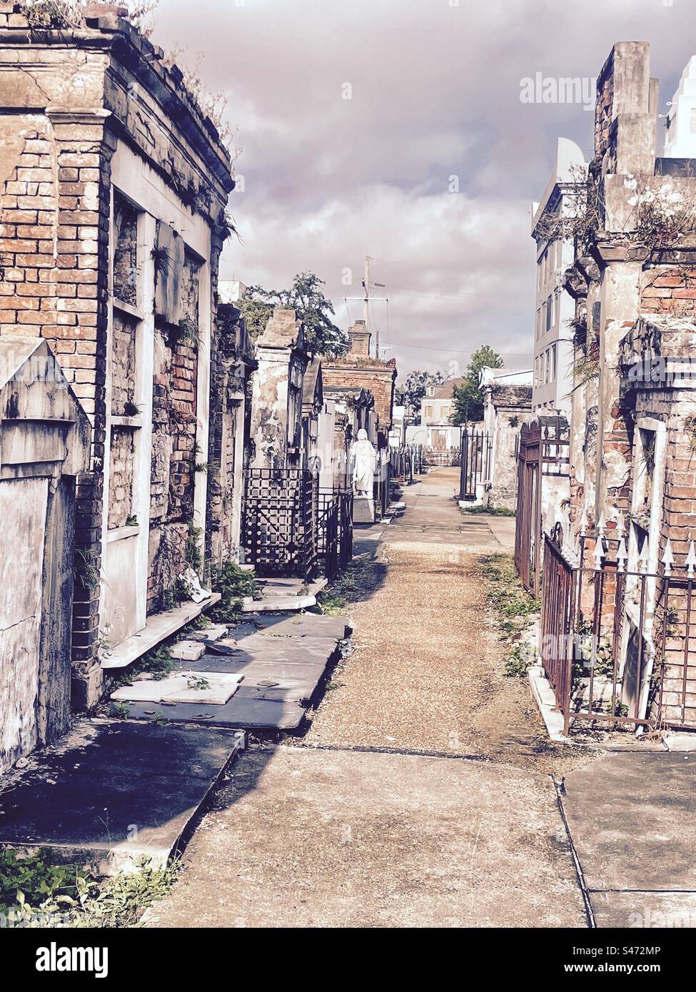 Momento mori smartphone stock photos and images - Alamy