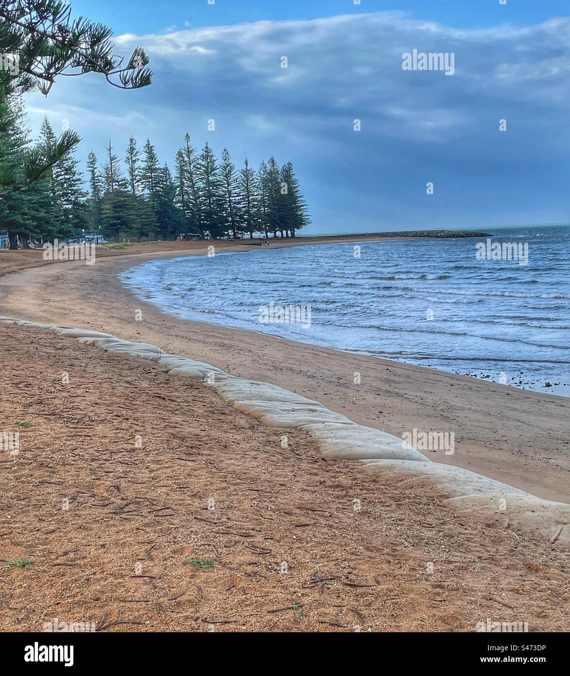 Follow the curve hi-res stock photography and images - Alamy