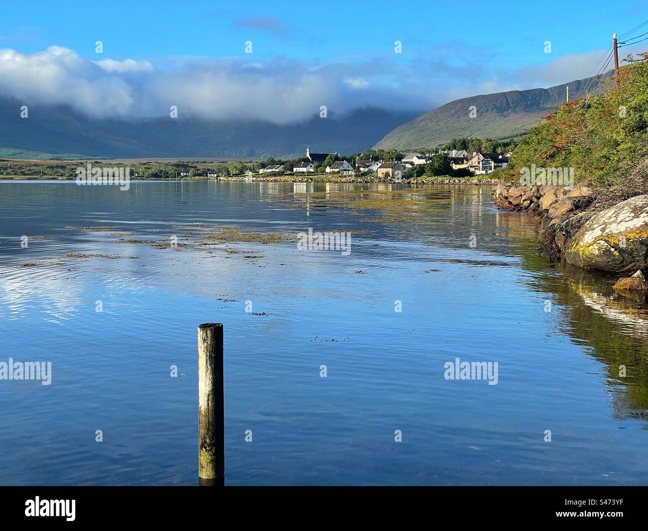 The village of Cloghane, Dingle peninsula, County Kerry, Ireland ...
