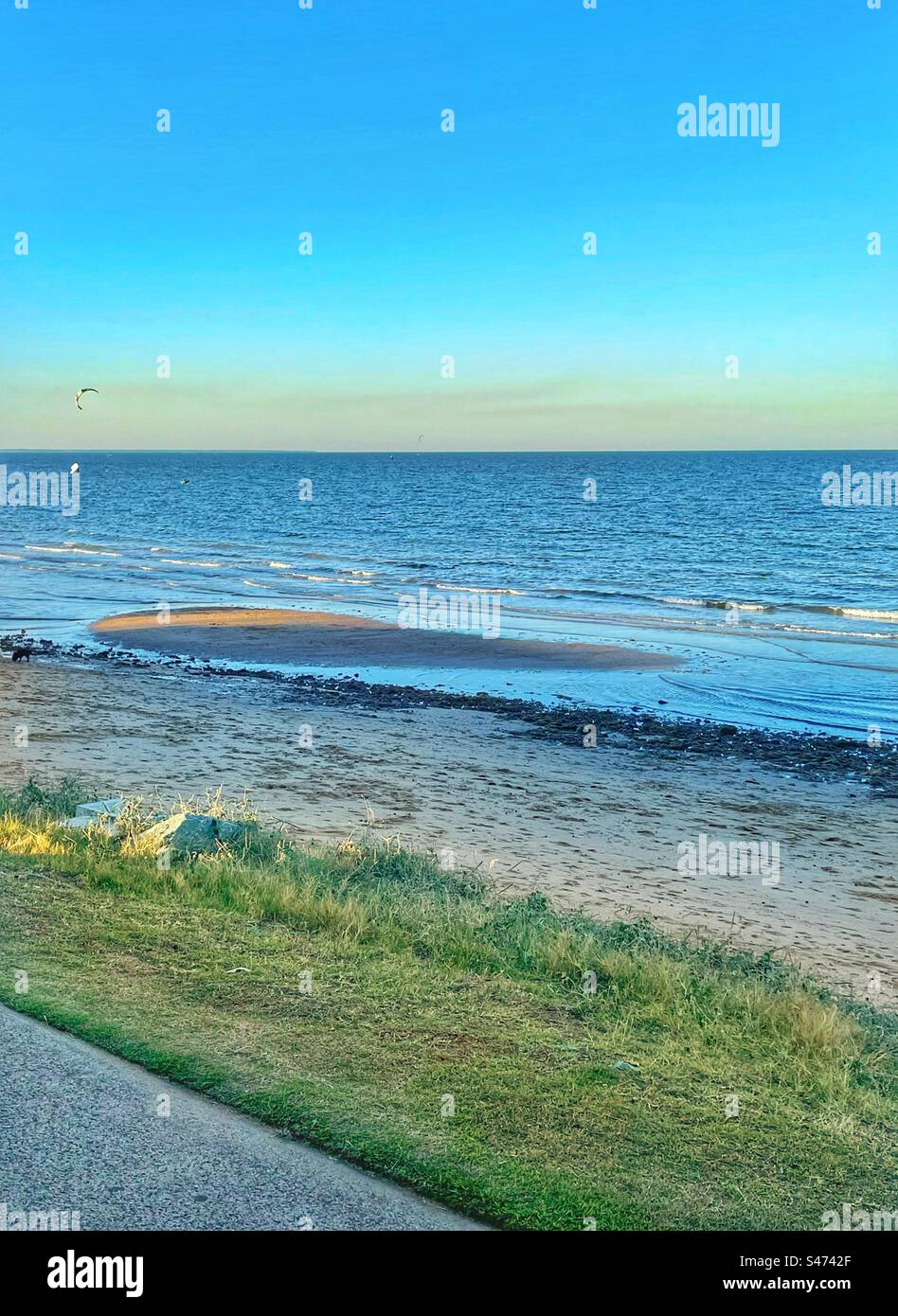 Late afternoon shadows hi-res stock photography and images - Alamy