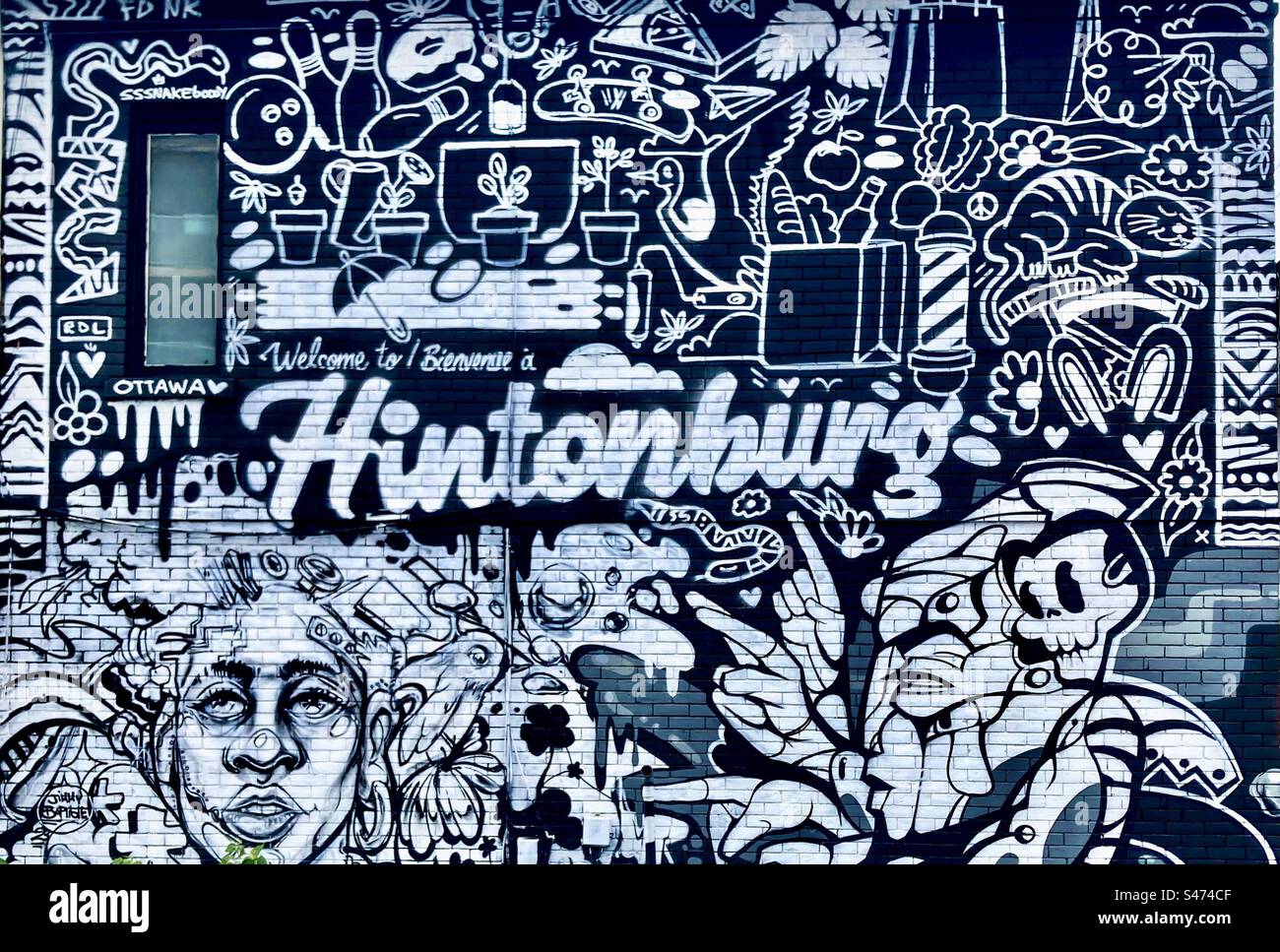 Local street art gallery/mural Stock Photo - Alamy