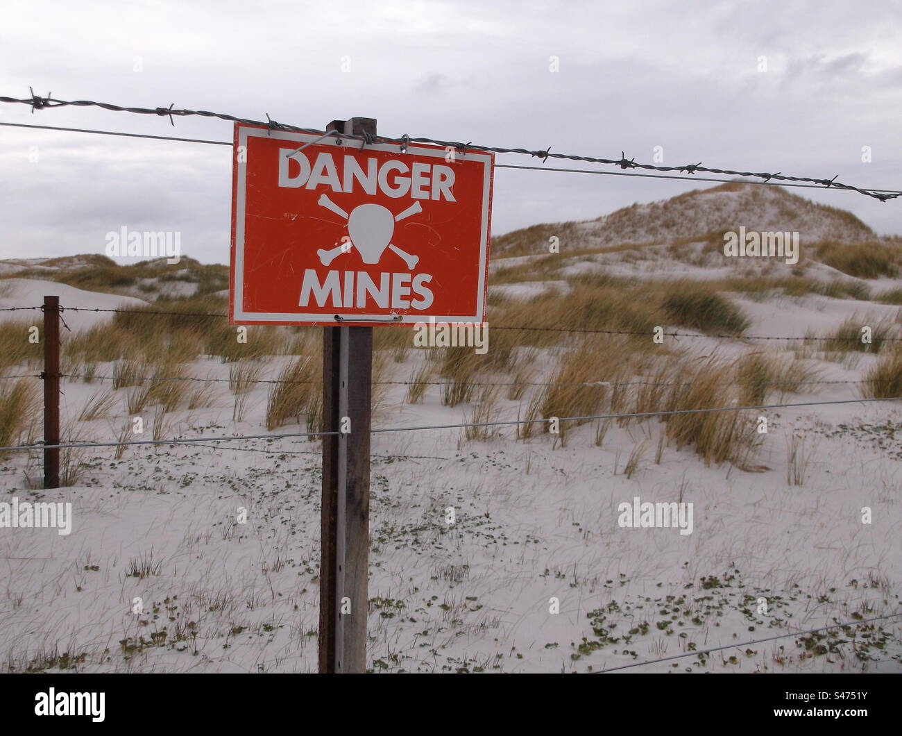 Danger mines hi-res stock photography and images - Alamy