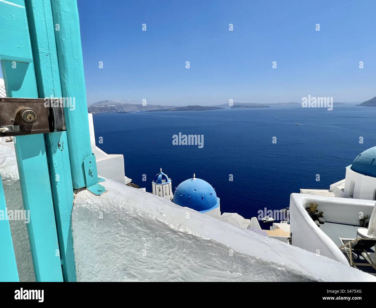 Gate structures hi-res stock photography and images - Alamy