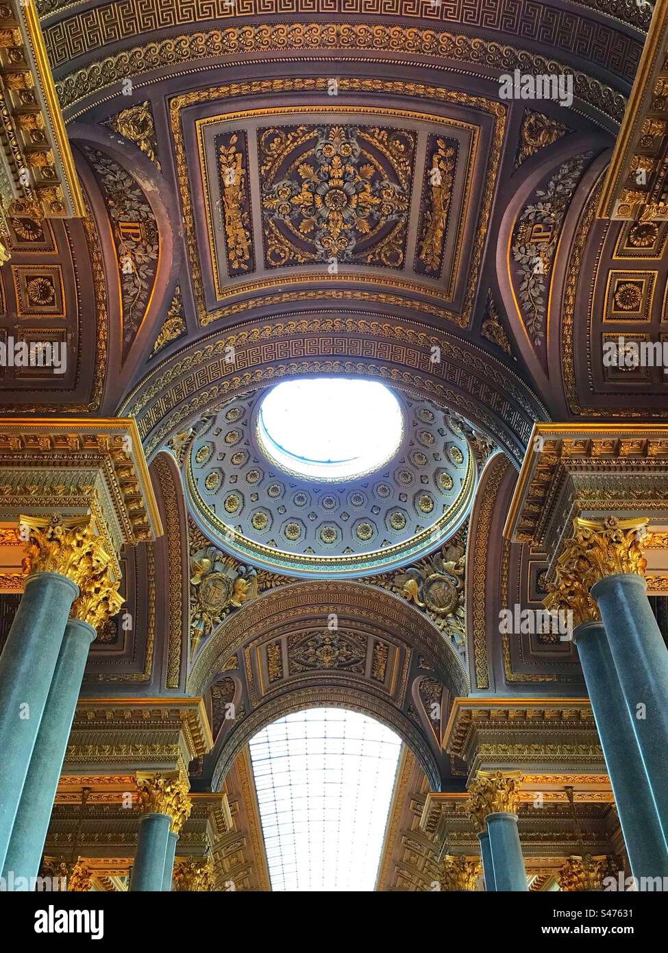Ornate ceiling detail palace versailles hi-res stock photography and ...