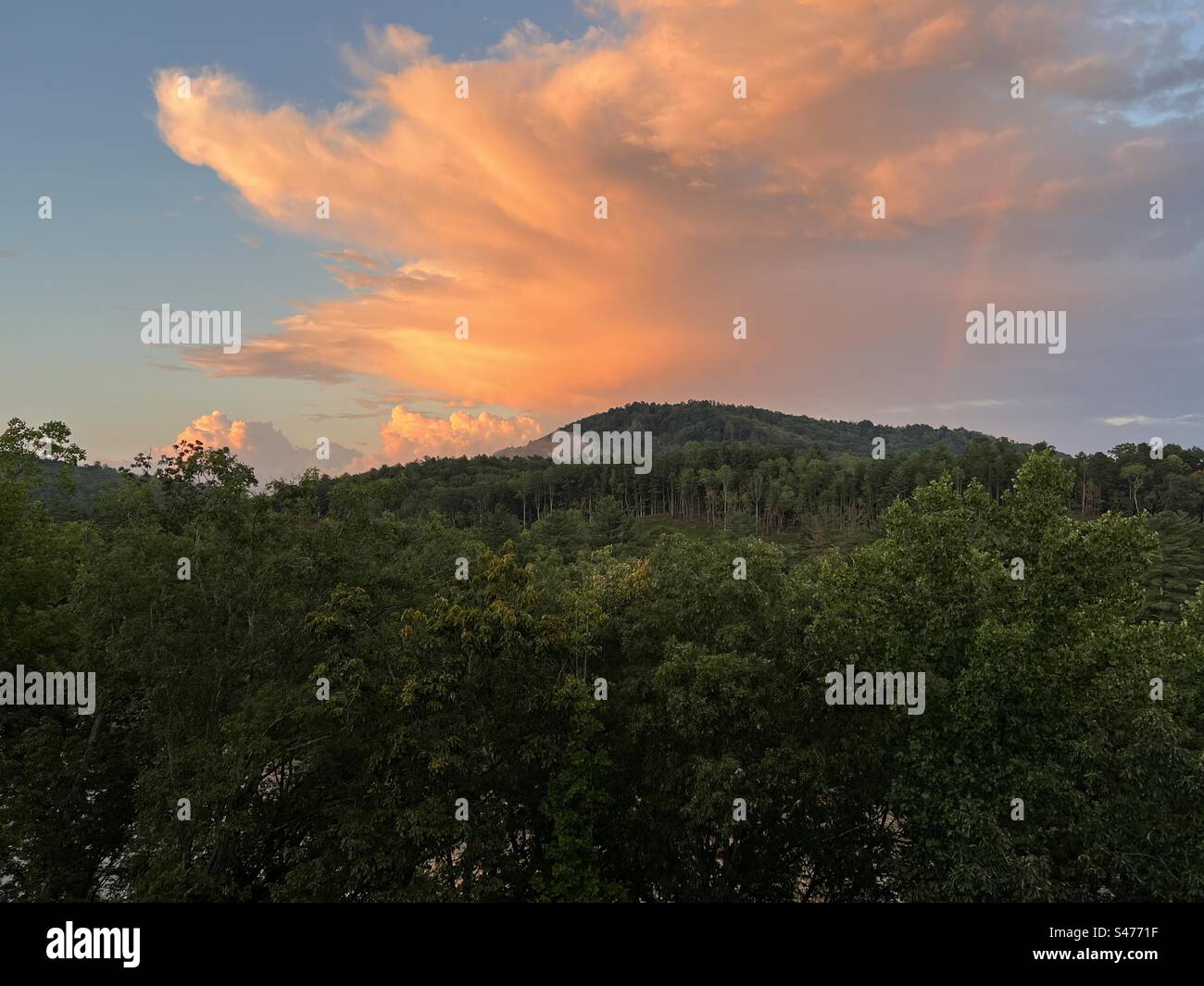 Partial rainbow hi-res stock photography and images - Alamy