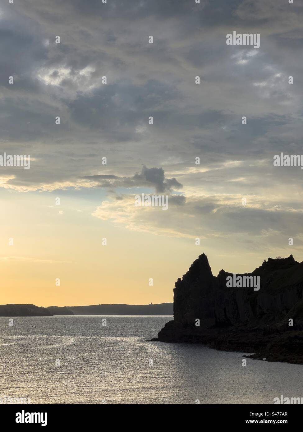 Lydstep bay hi-res stock photography and images - Alamy