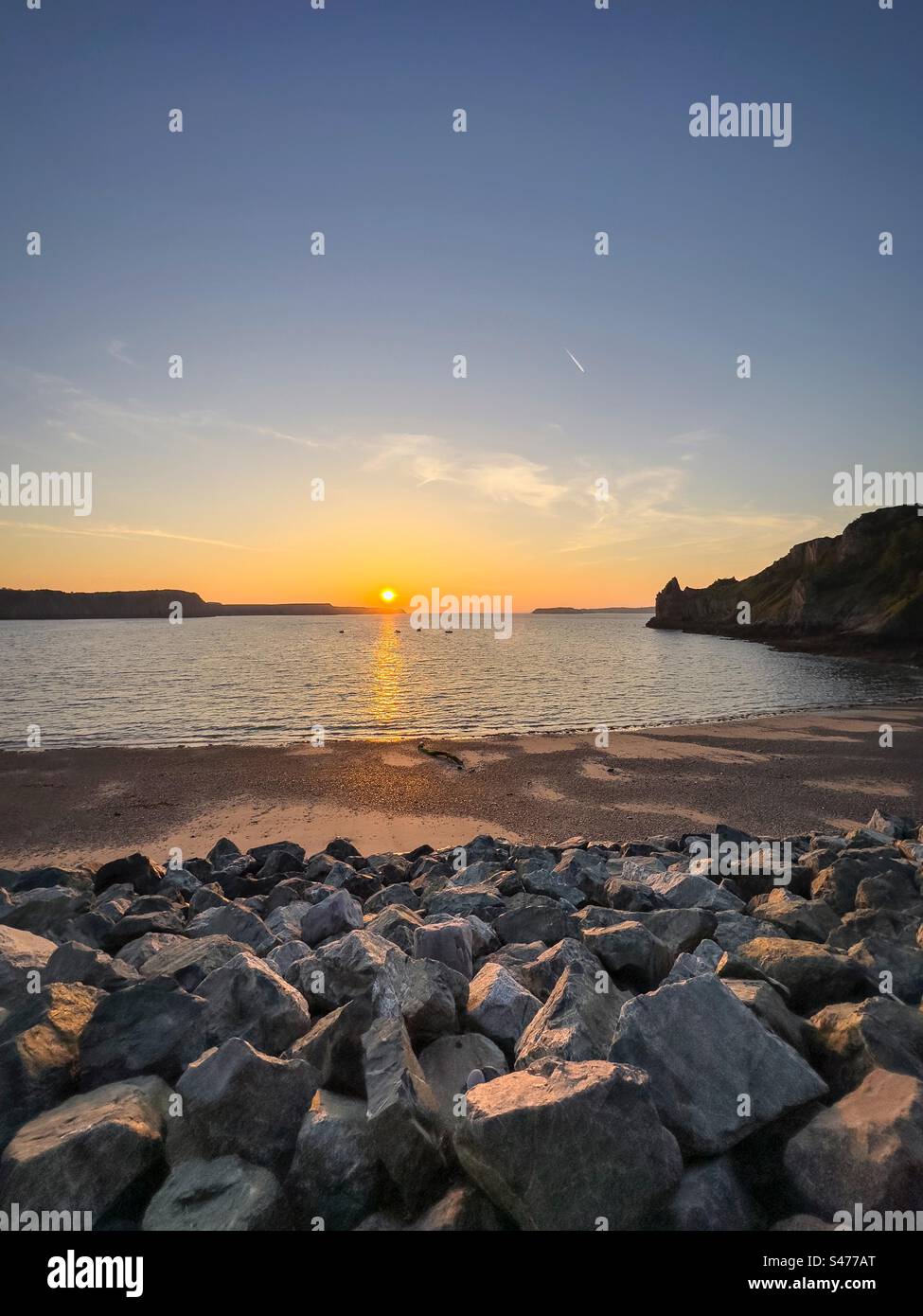 Lydstep bay hi-res stock photography and images - Alamy